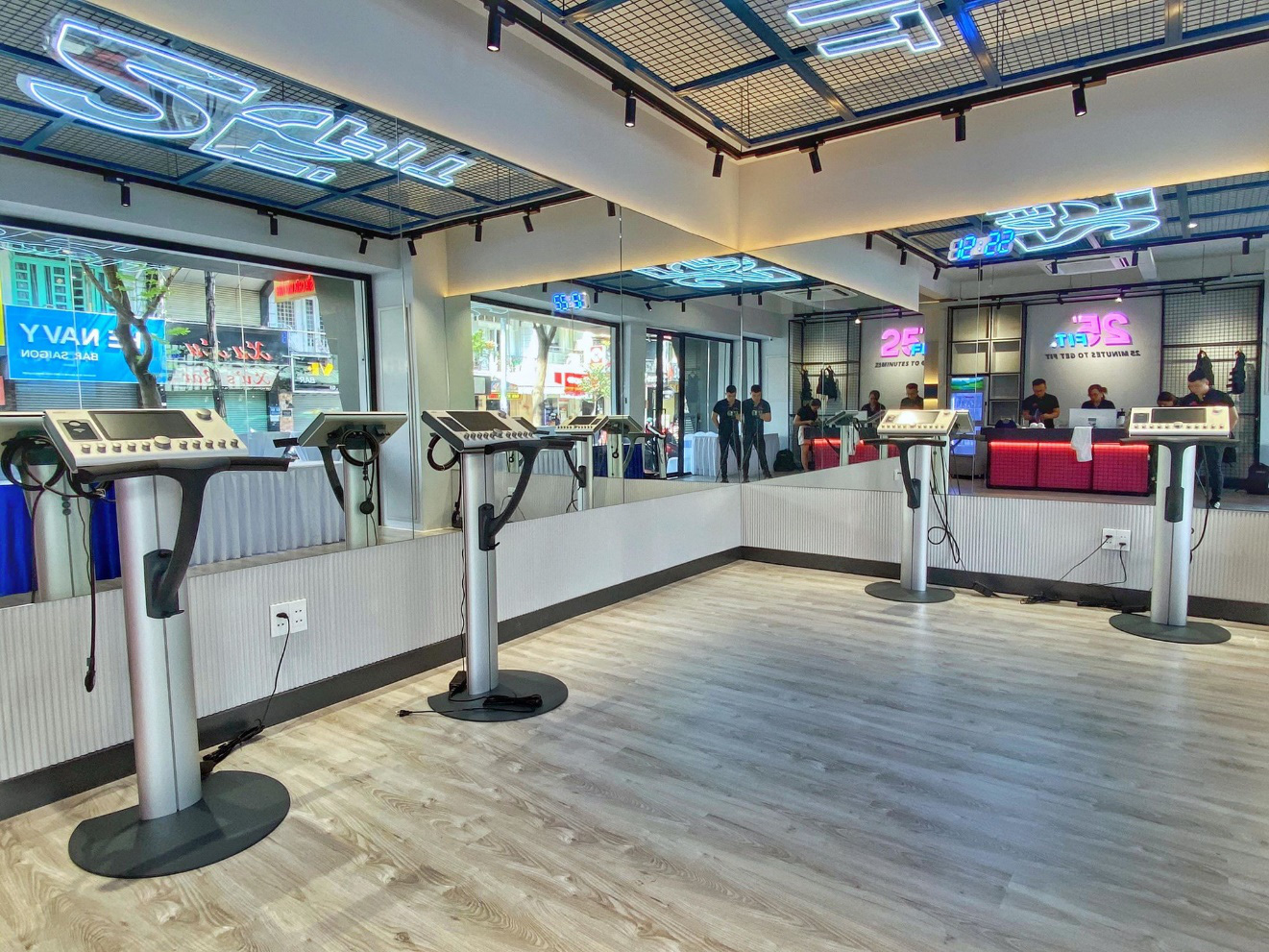 Công nghệ EMS của 25 FIT trở thành xu hướng tập luyện không chỉ cho hội ...