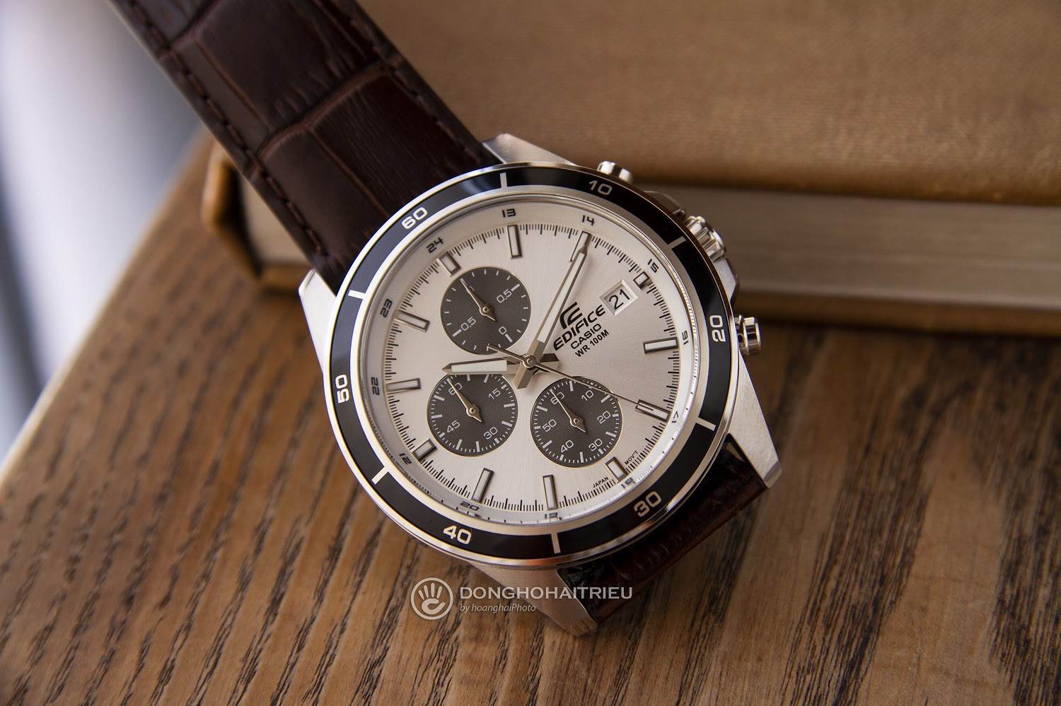 Đồng hồ Casio Edifice WR100m có gì đặc biệt? Giá ra sao?