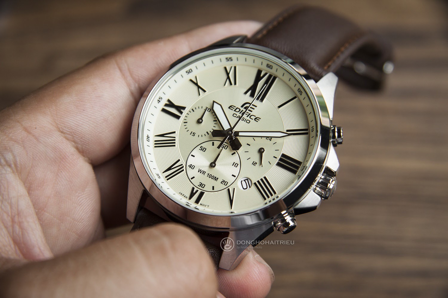 Đồng hồ Casio Edifice WR100m có gì đặc biệt? Giá ra sao?