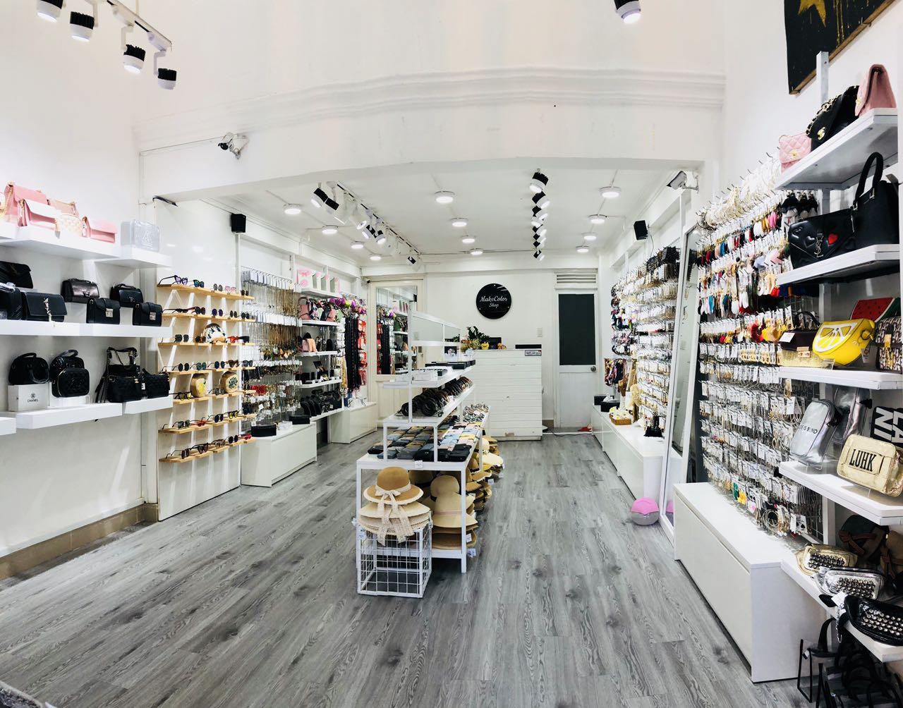 Make Color Shop – Thương hiệu phụ kiện và trang sức được giới trẻ yêu thích