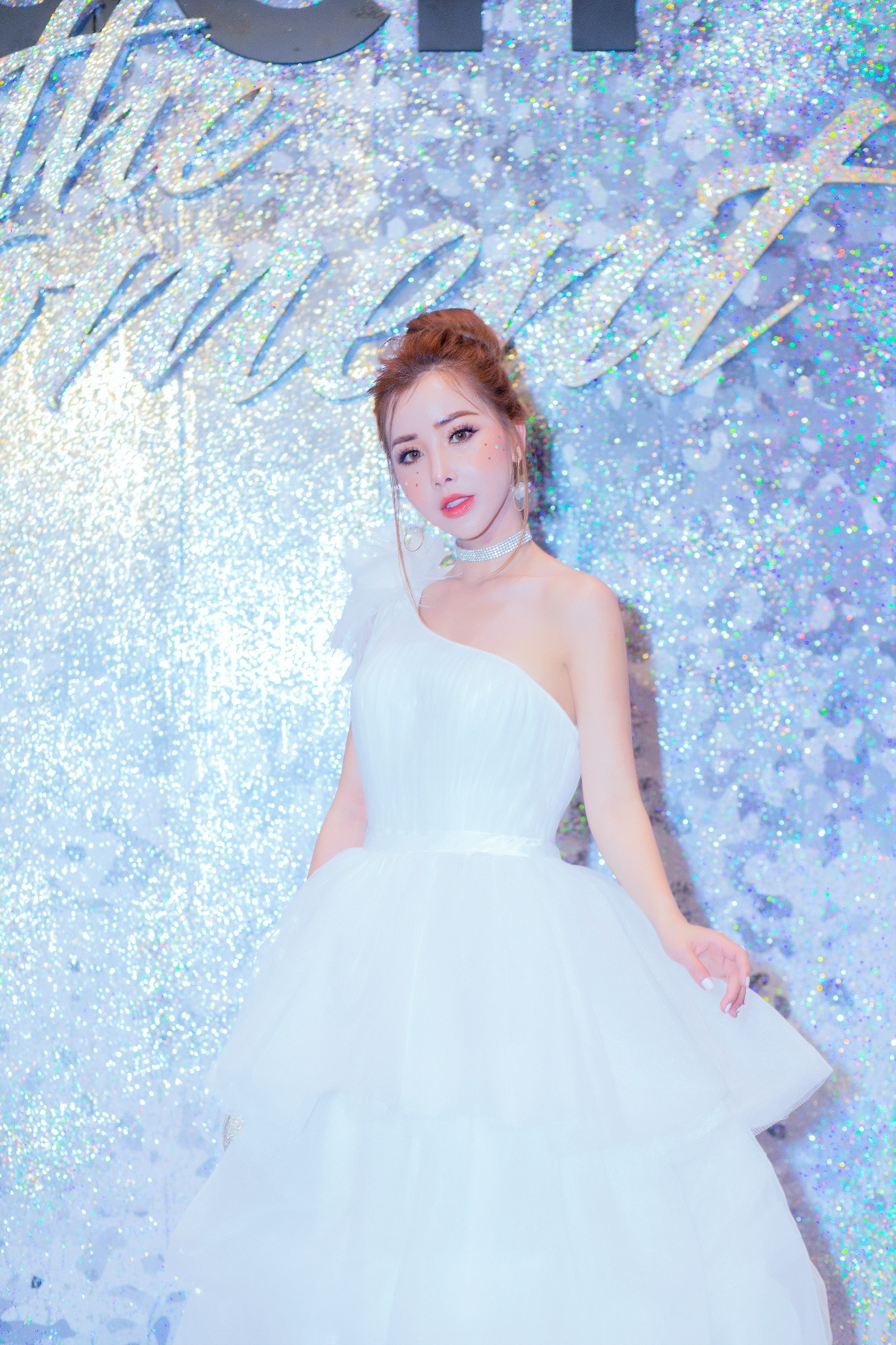 Đại tiệc âm thanh ánh sáng mãn nhãn “TUART BY NIGHT 02: TOUCH THE ...