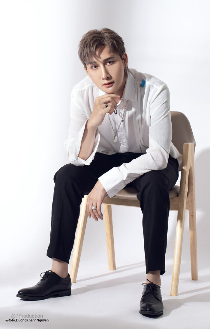 Jayson - nam thần cưa đổ hàng triệu fangirl trên TikTok là ai?