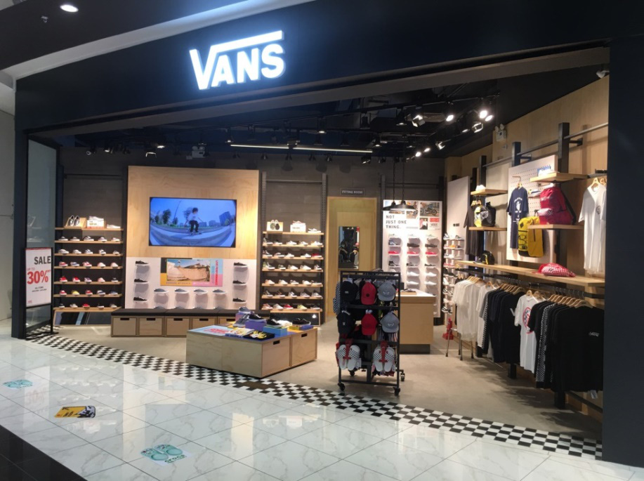 Vans khai trương cửa hàng hiện đại nhất TP.HCM cùng ưu đãi hấp dẫn
