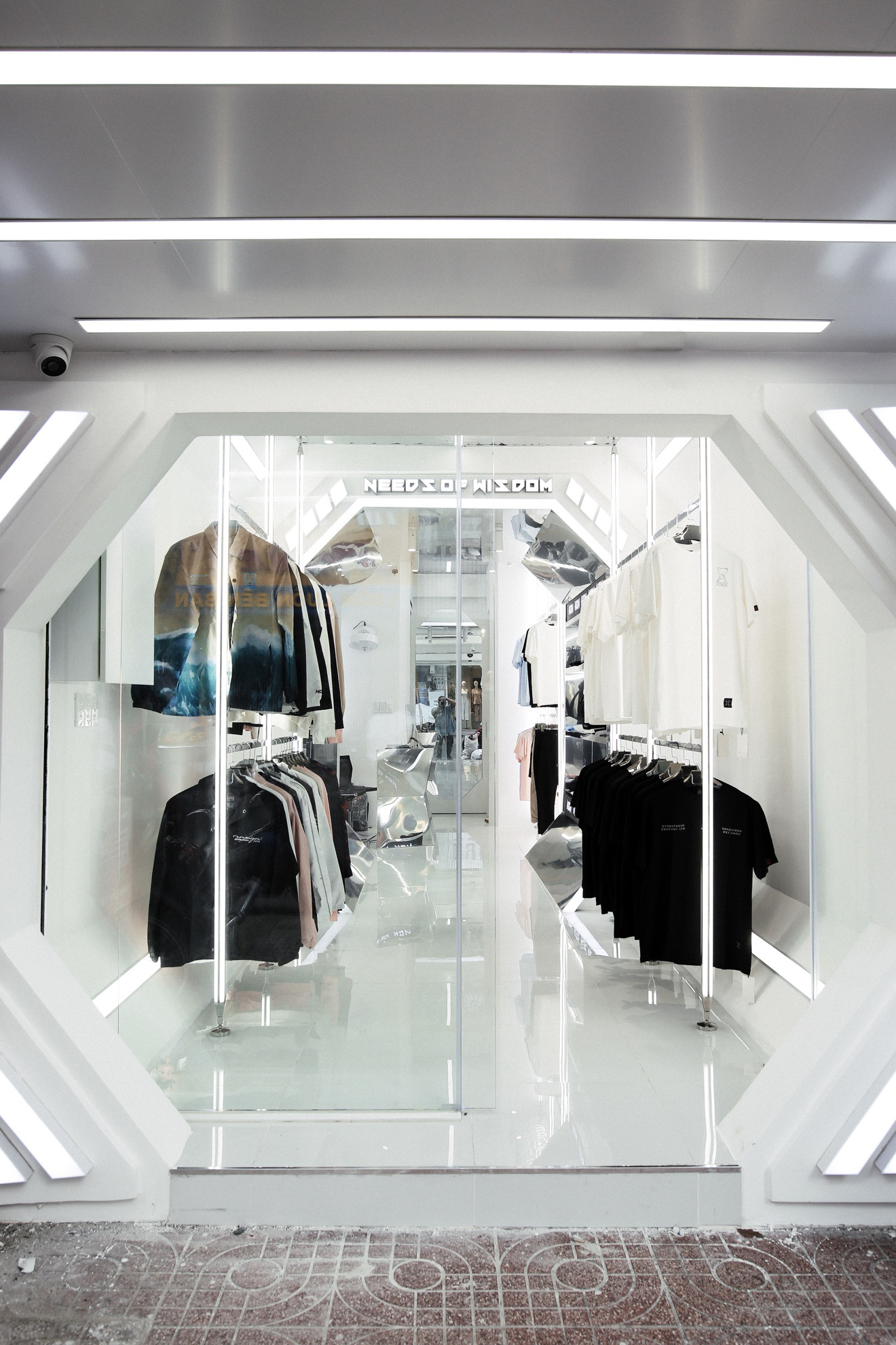 Lý giải sức hút của thời trang NOWSAIGON - Top Local Brand trong lòng ...