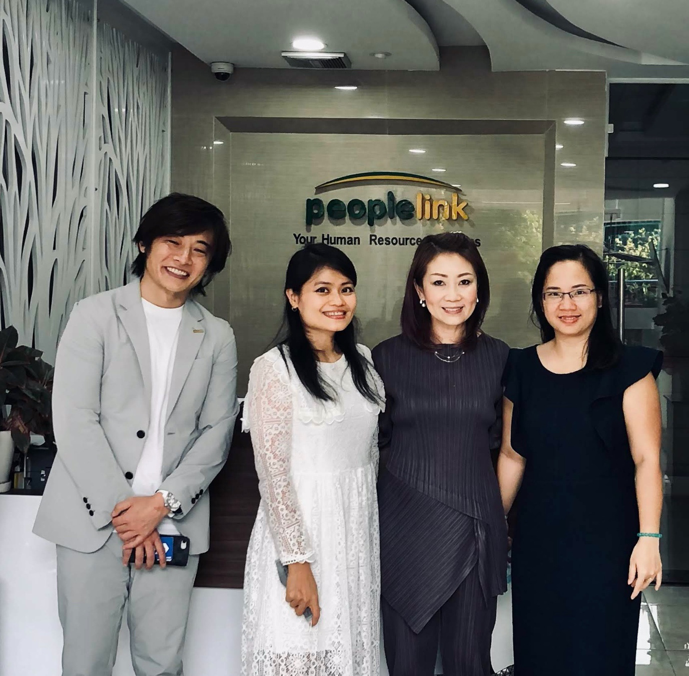 Tập đoàn World Mode Holdings Nhật Bản đầu tư vào công ty People Link ...