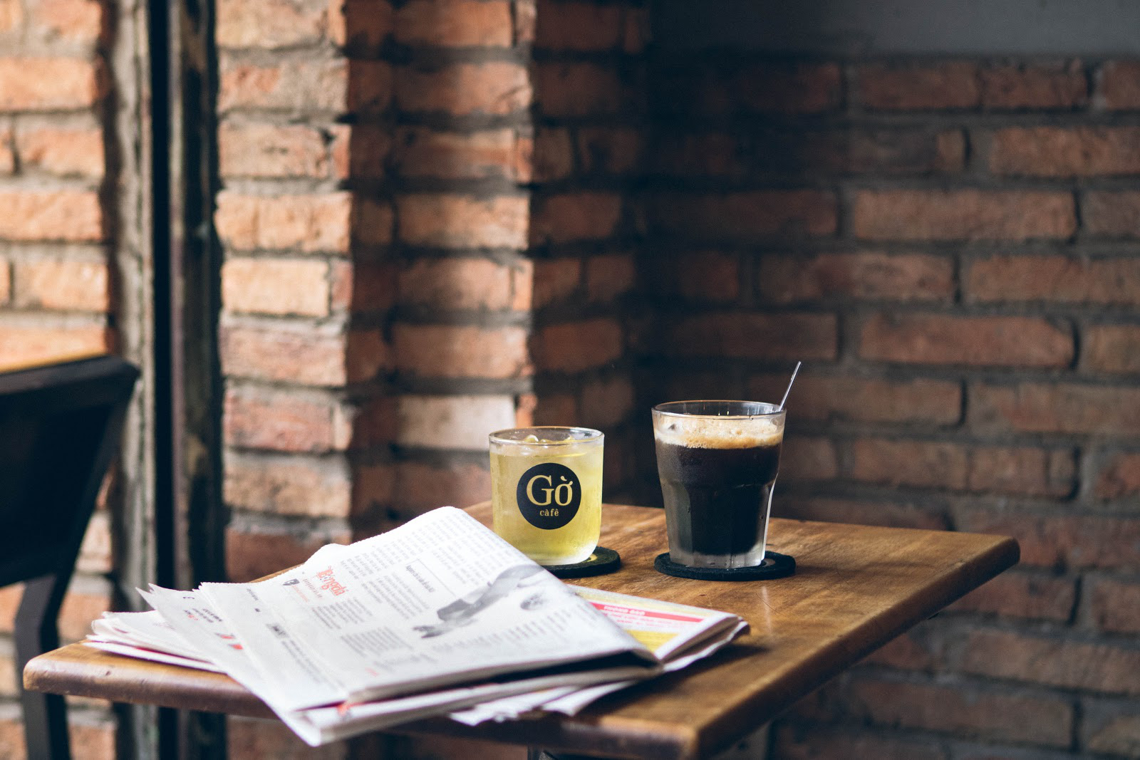 Ai cafe lúc… 6 giờ sáng?