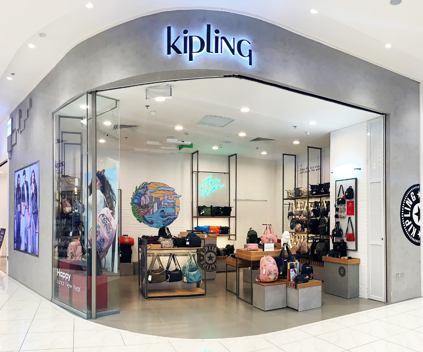 Kipling - Làn gió mới cho thời trang túi xách Việt Nam