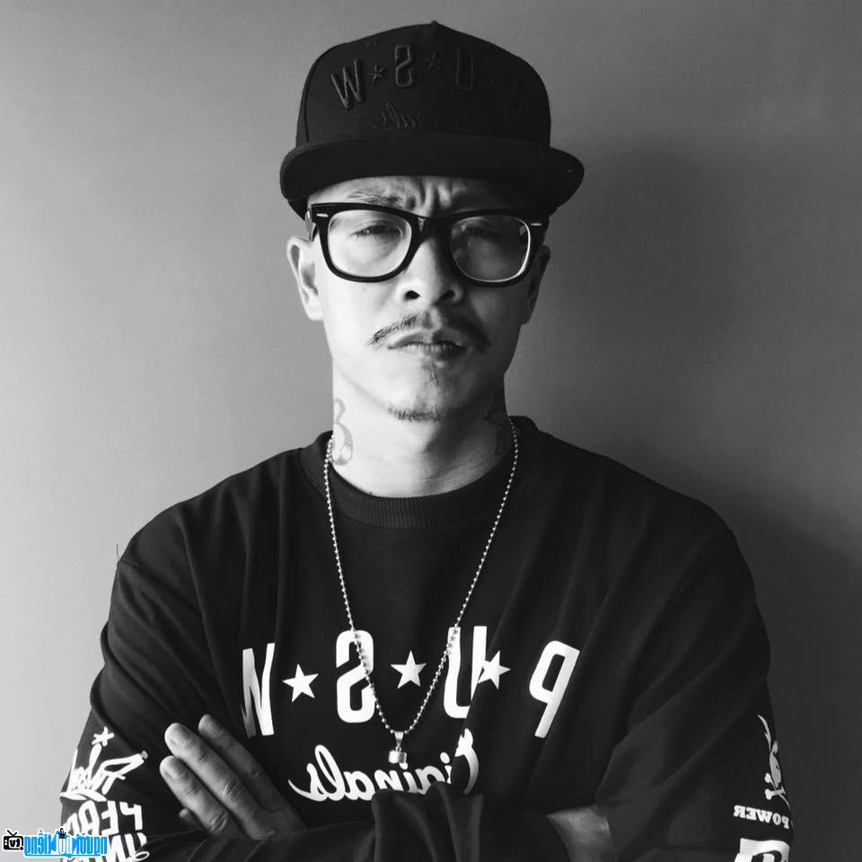 Hành trình sáng tạo của Việt Max lấy cảm hứng từ văn hóa ngõ Bắc Bộ