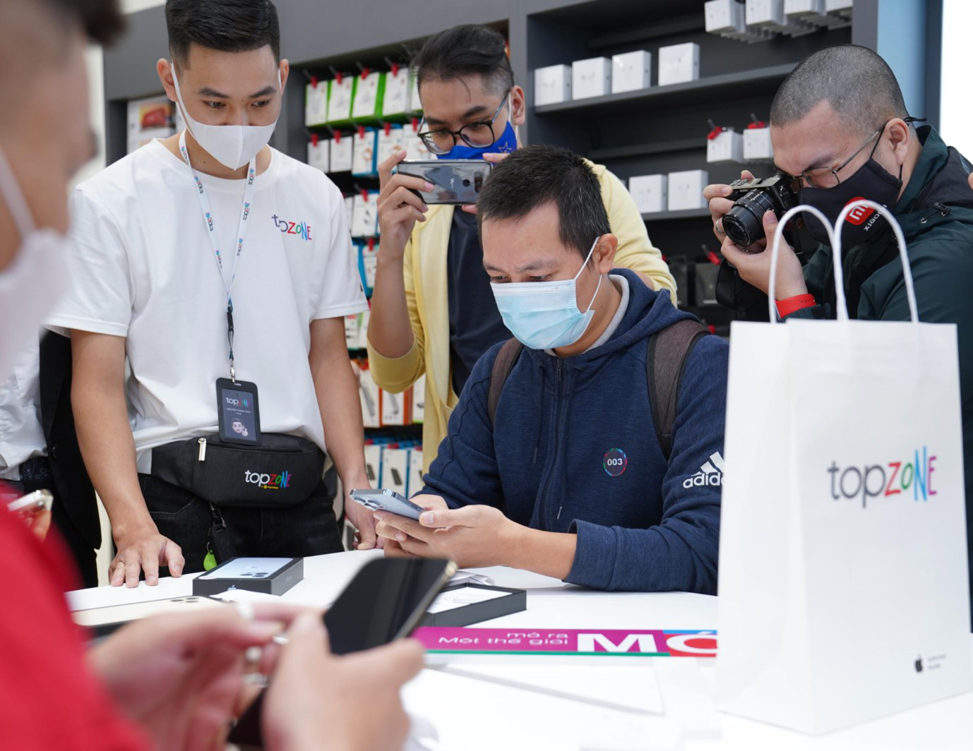 TopZone có gì đặc biệt so với những cửa hàng uỷ quyền khác của Apple?