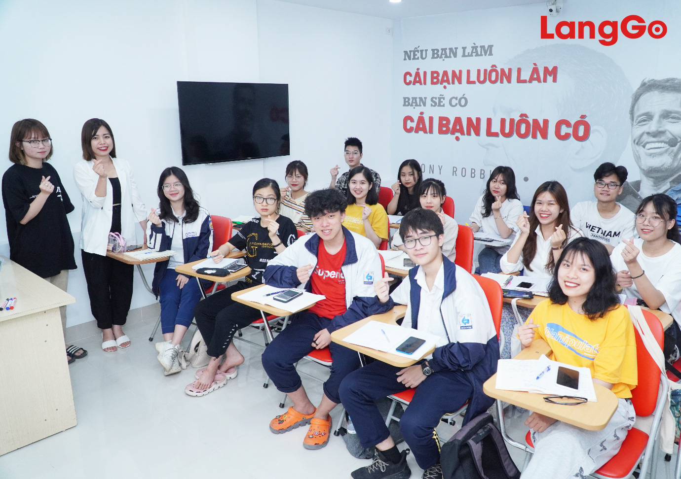 Luyện thi IELTS LangGo: Đột phá cho đầu ra Tiếng Anh, phát triển toàn ...