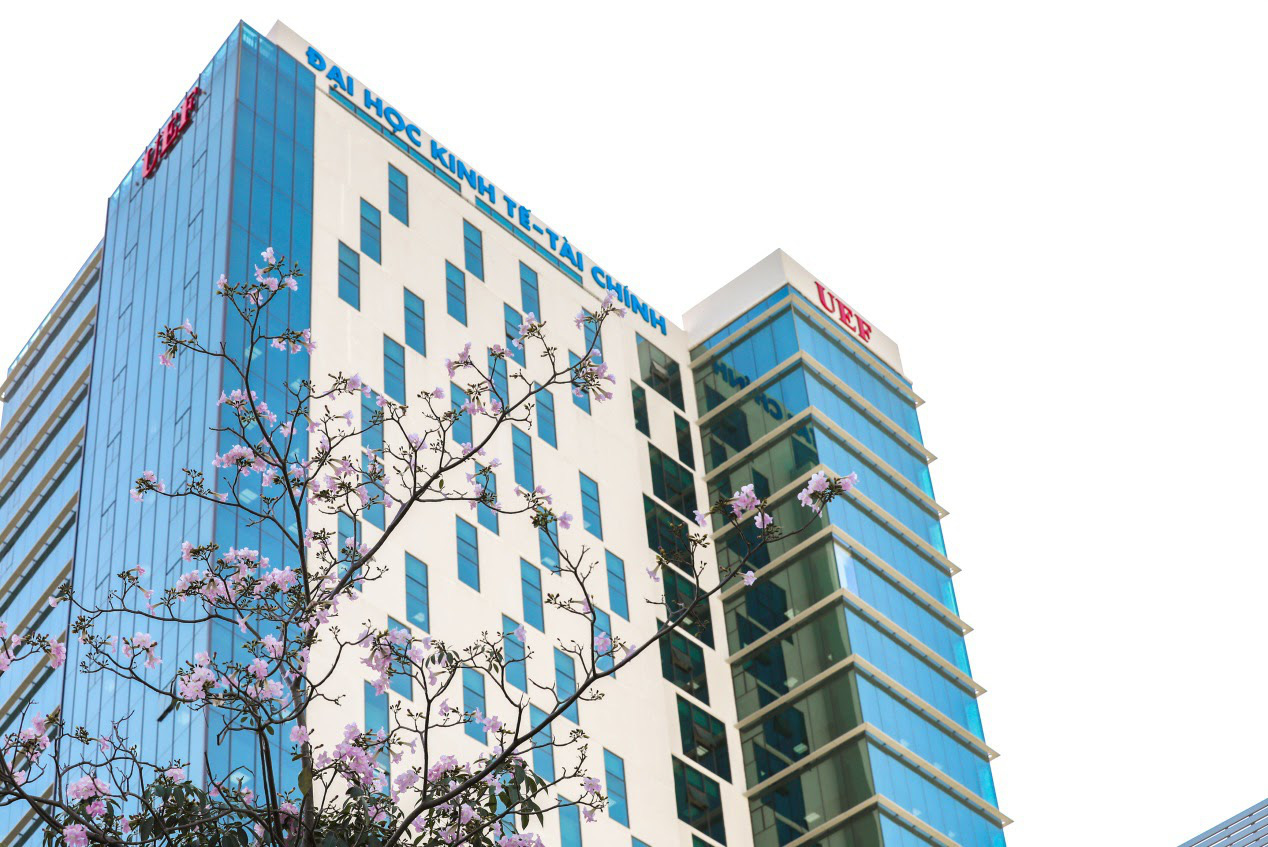 UEF có gì khiến tân sinh viên để mắt trước khi nhập học?