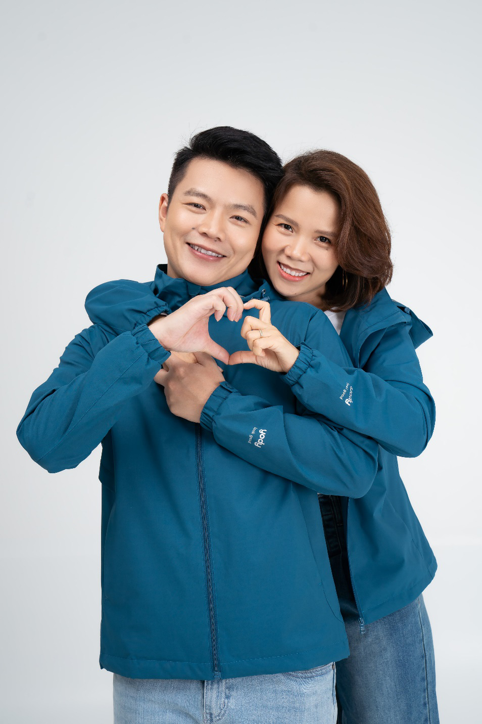 Hé lộ bộ ảnh “ngọt lim tim” của gia đình CEO Yody trong dự án ra mắt ...