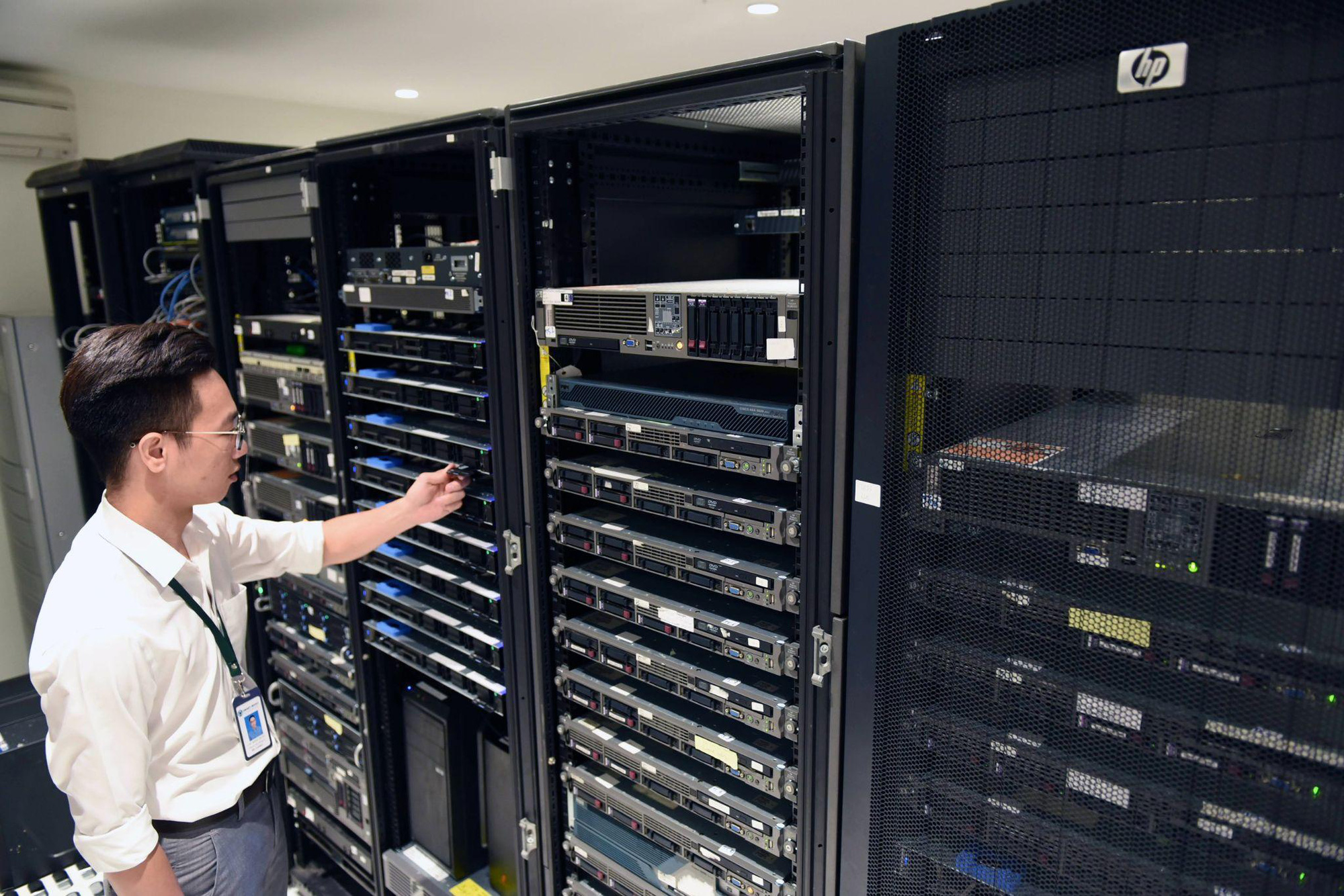 SmartInvest ra mắt Core chứng khoán mới, phát triển công ty theo hướng ...