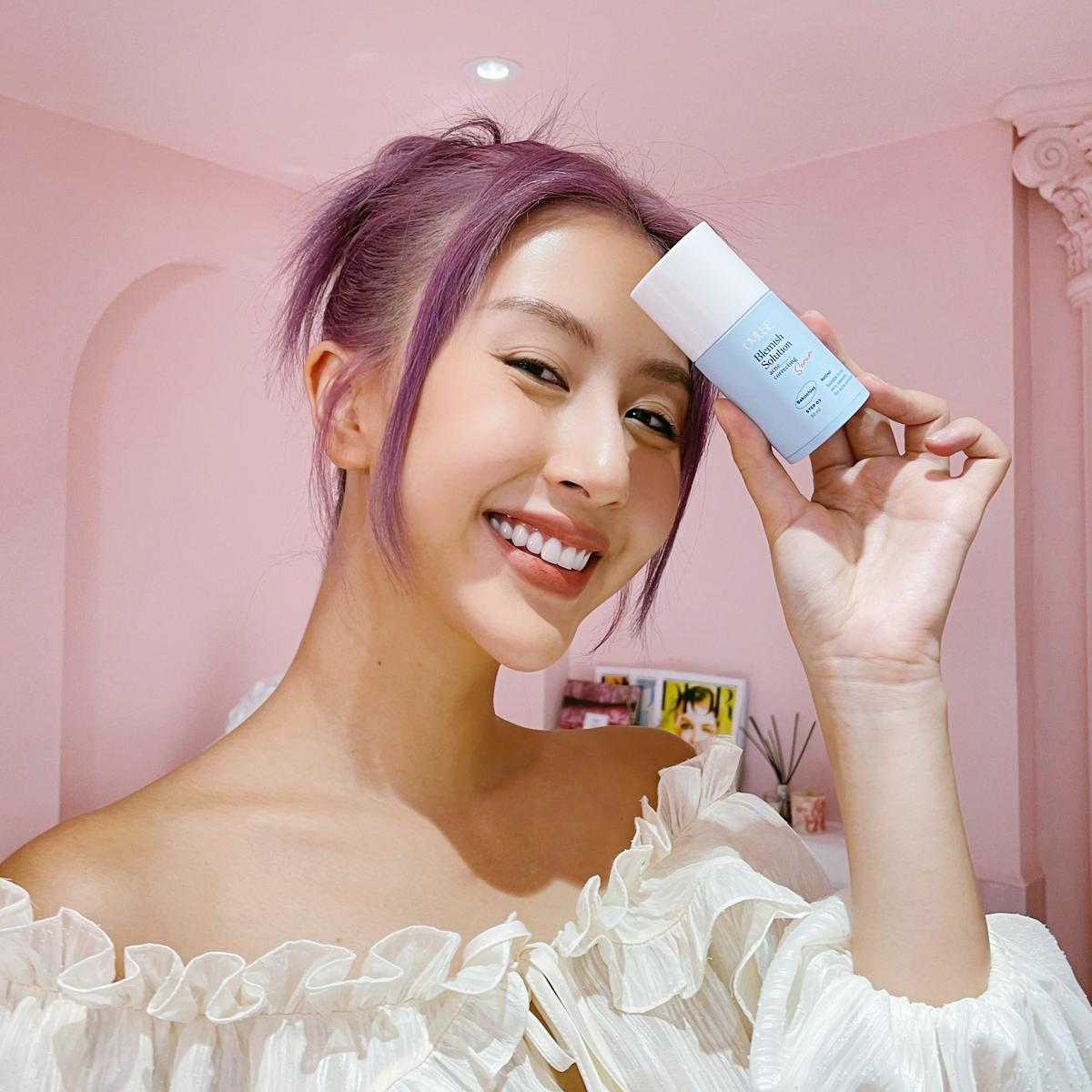 Quỳnh Anh Shyn khiến chị em nức nở bởi làn da láng mịn, hóa ra là nhờ ...