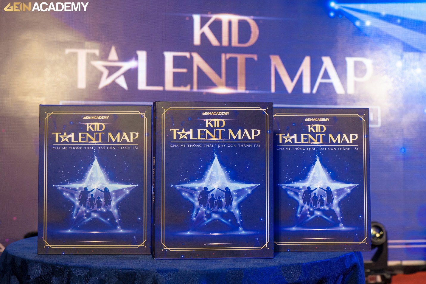 Bí quyết làm bạn cùng con không phải cha mẹ nào cũng biết