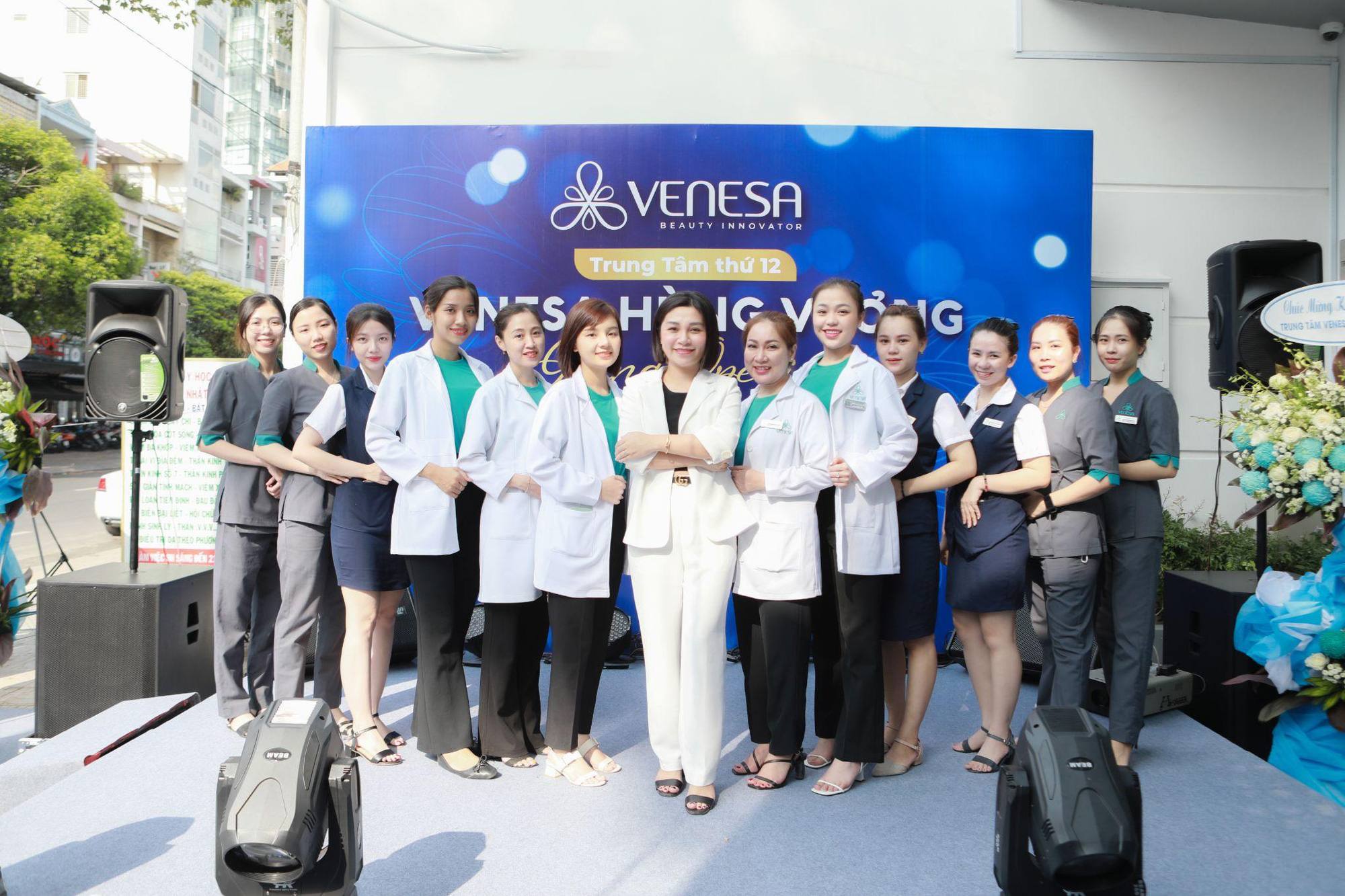 Venesa Hùng Vương - trung tâm chăm sóc sắc đẹp thứ 12 rộn ràng đón khách