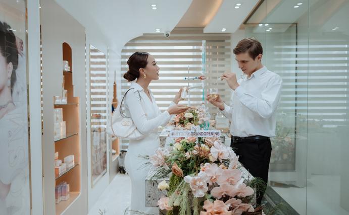Sự kiện khai trương trụ sở MiYoung Cosmetic & Lab của CEO Huyền Nguyễn