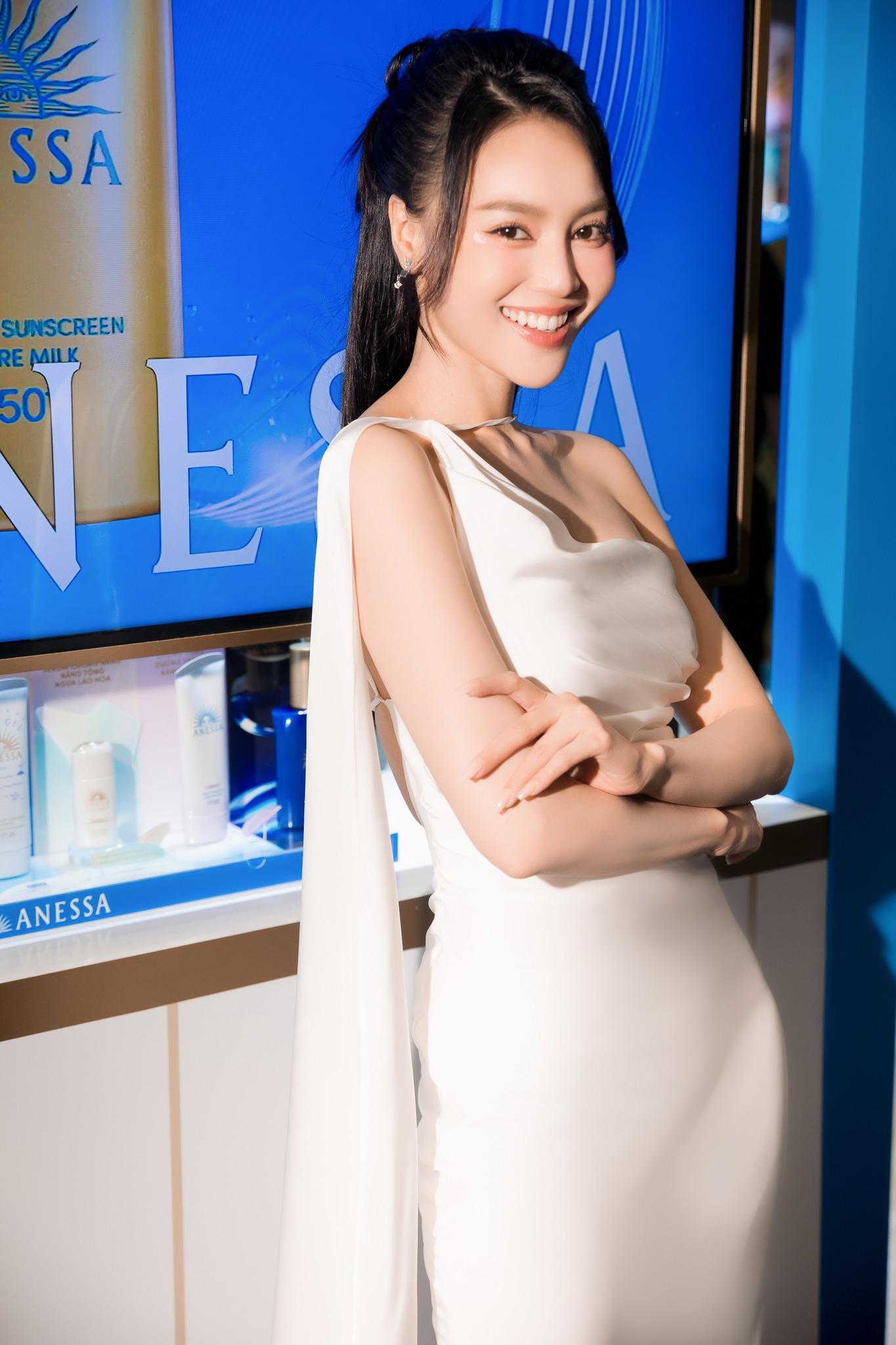 Ninh Dương Lan Ngọc, Khả Ngân cùng dàn KOLs rạng rỡ tại sự kiện ra mắt ...