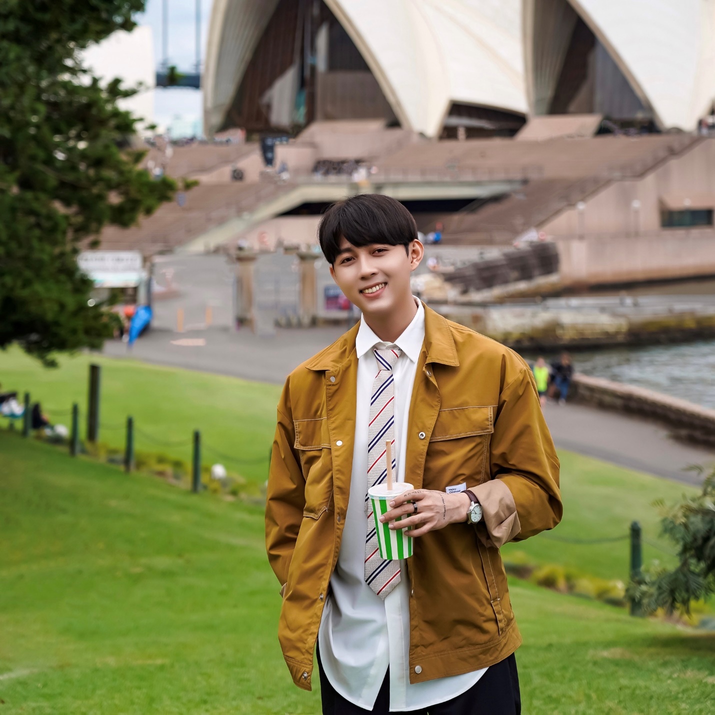 Dàn travel blogger tiết lộ bí quyết du lịch sang chảnh, chất lừ