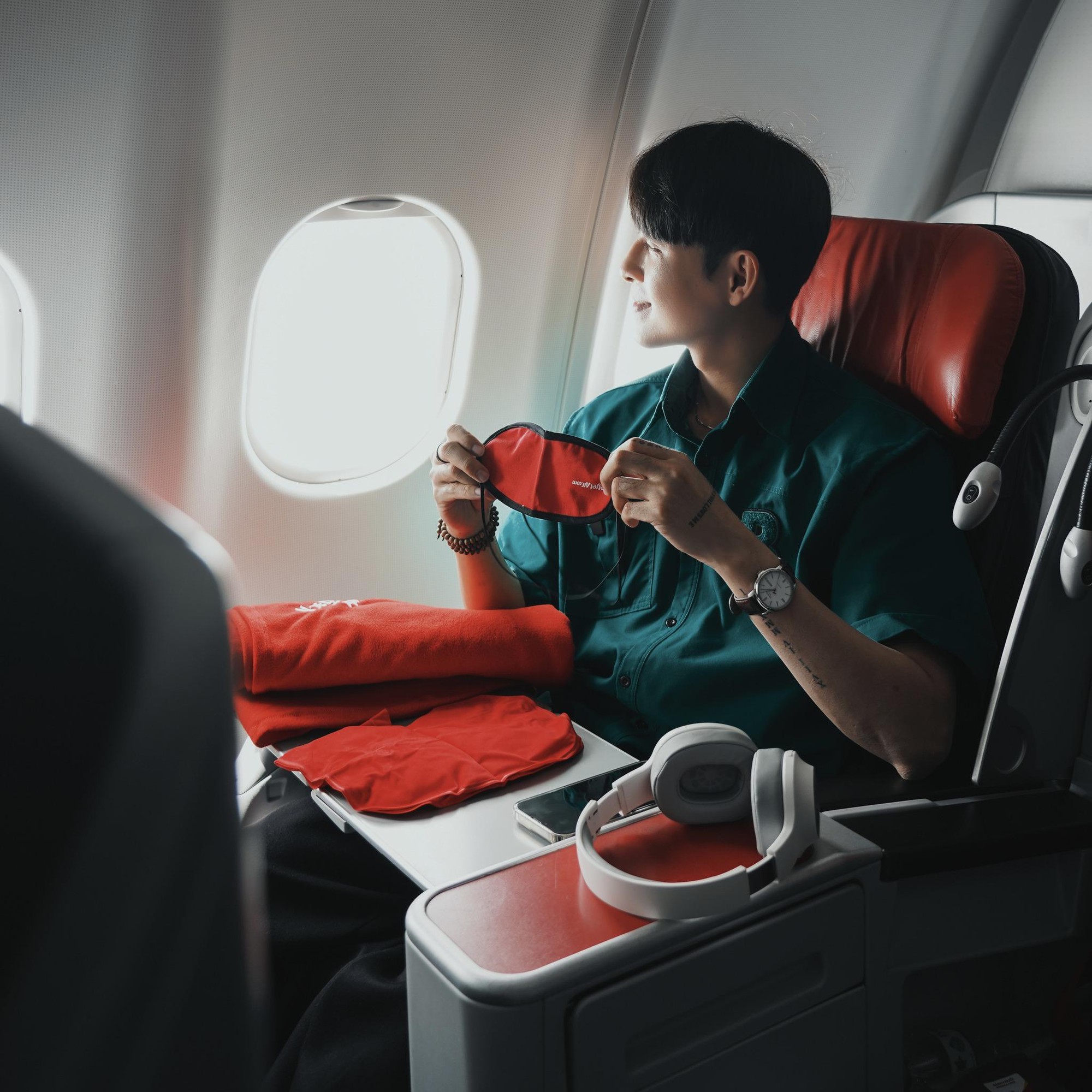 Dàn travel blogger tiết lộ bí quyết du lịch sang chảnh, chất lừ