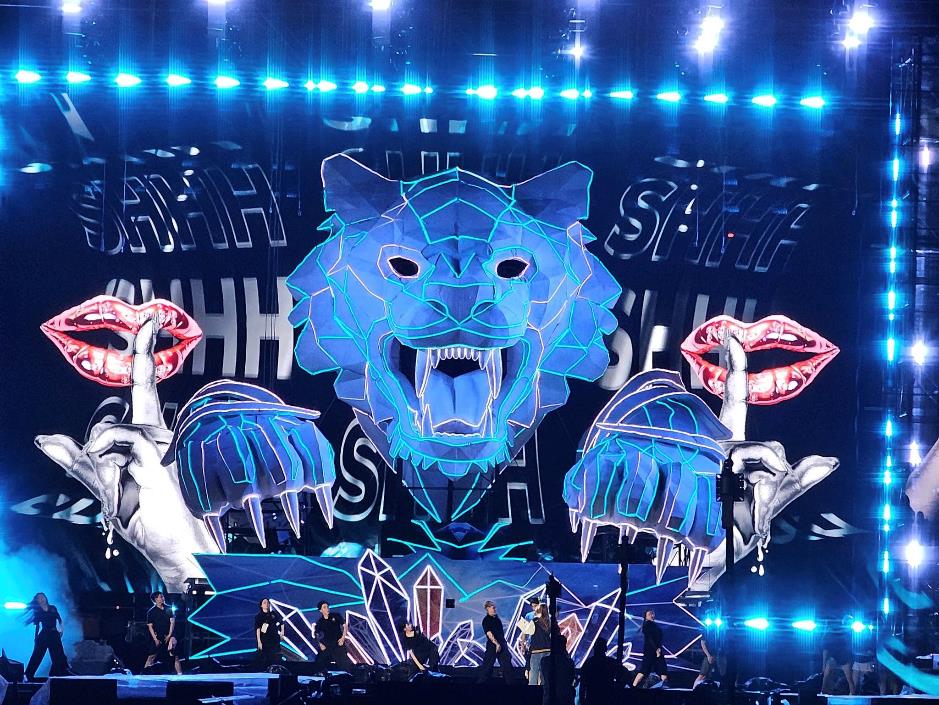 Nhìn lại những khoảnh khắc sảng khoái đã tạo nên đại tiệc té nước mang ...