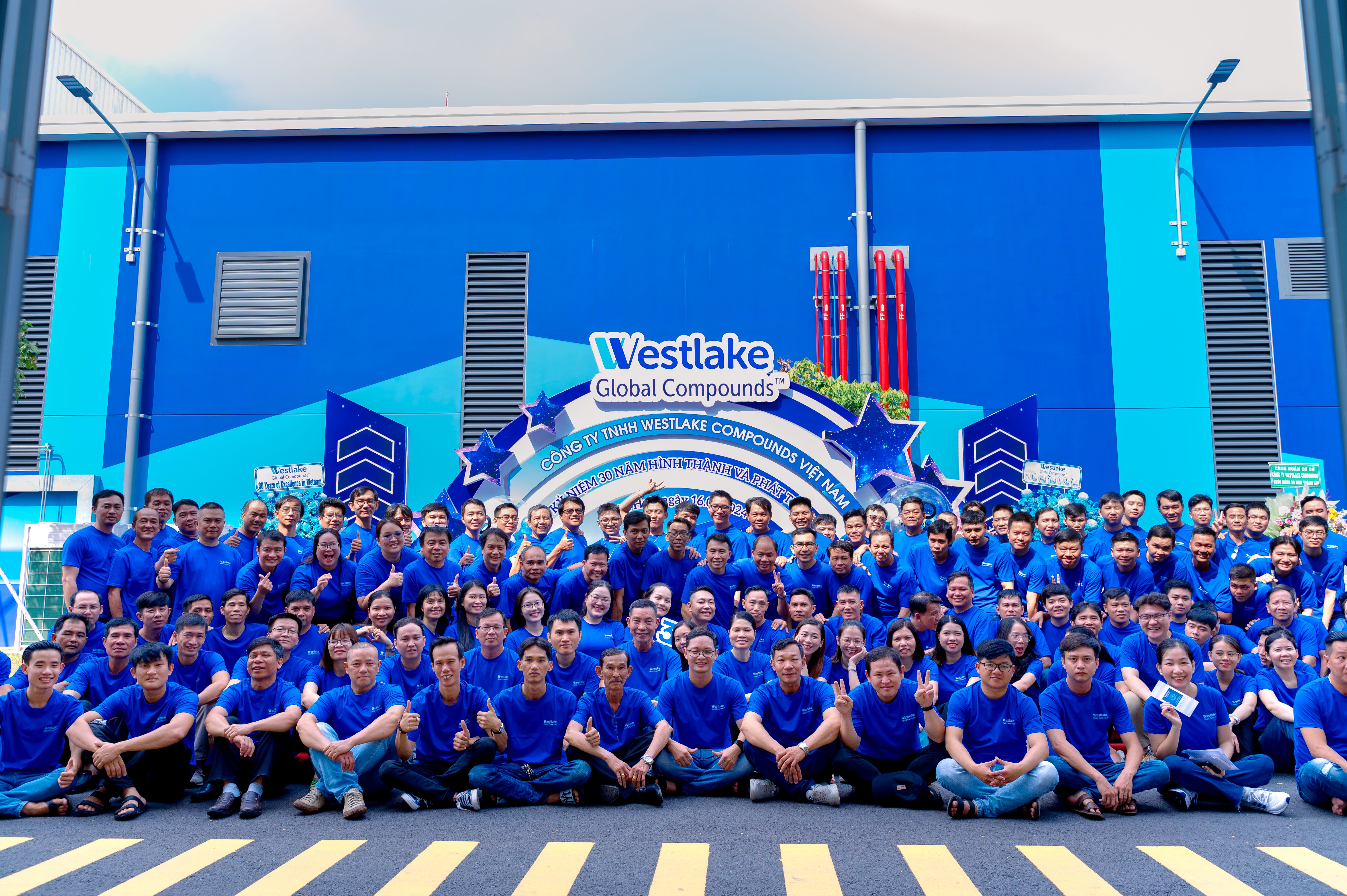 Westlake Compounds Việt Nam được vinh danh "Nơi làm việc tốt nhất châu ...