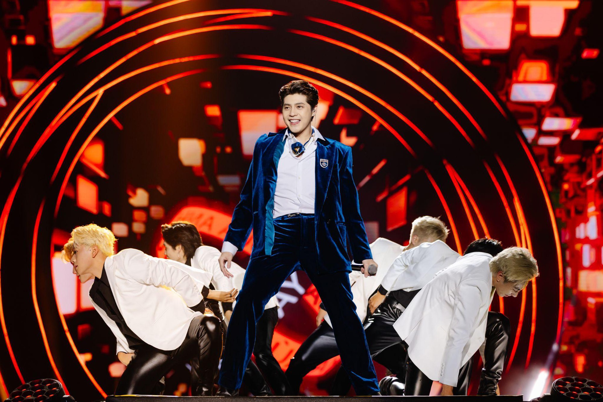 Hunmed - Proud Concert: Đêm tôn vinh hành trình nhỏ bé nhưng đầy tự hào ...