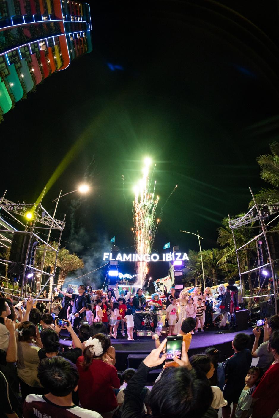 Ibiza Neon Zone - Từ trải nghiệm giải trí bất tận đến giá trị đầu tư ...