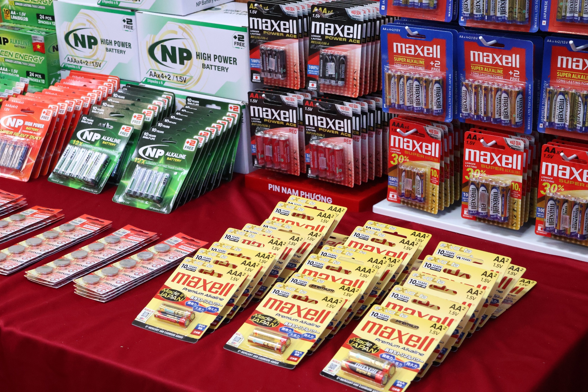 Pin Nam Phương và Viettel Post Hà Nội ký kết hợp tác chiến lược