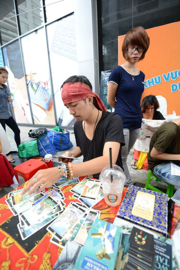 Bùng nổ chợ cuối tuần với Hello Weekend Market