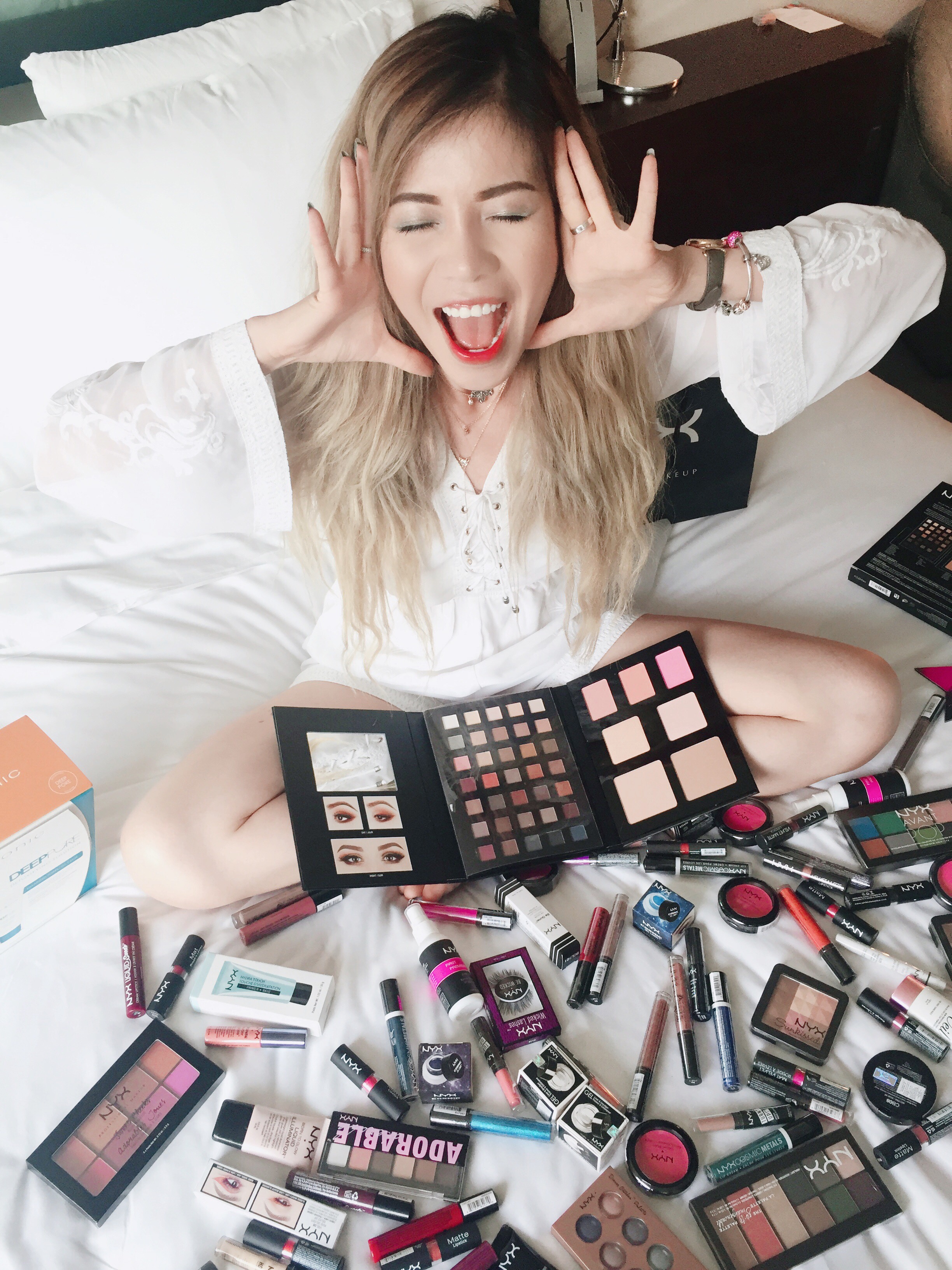 Beauty Blogger ChangMakeup: cô nàng chẳng cần lời nói, chỉ dùng bờ môi ...