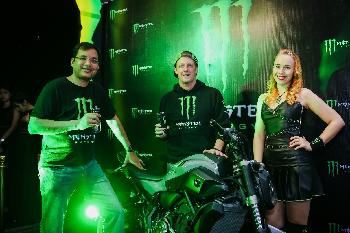 Coca-Cola chính thức phân phối nước tăng lực MONSTER tại Việt Nam