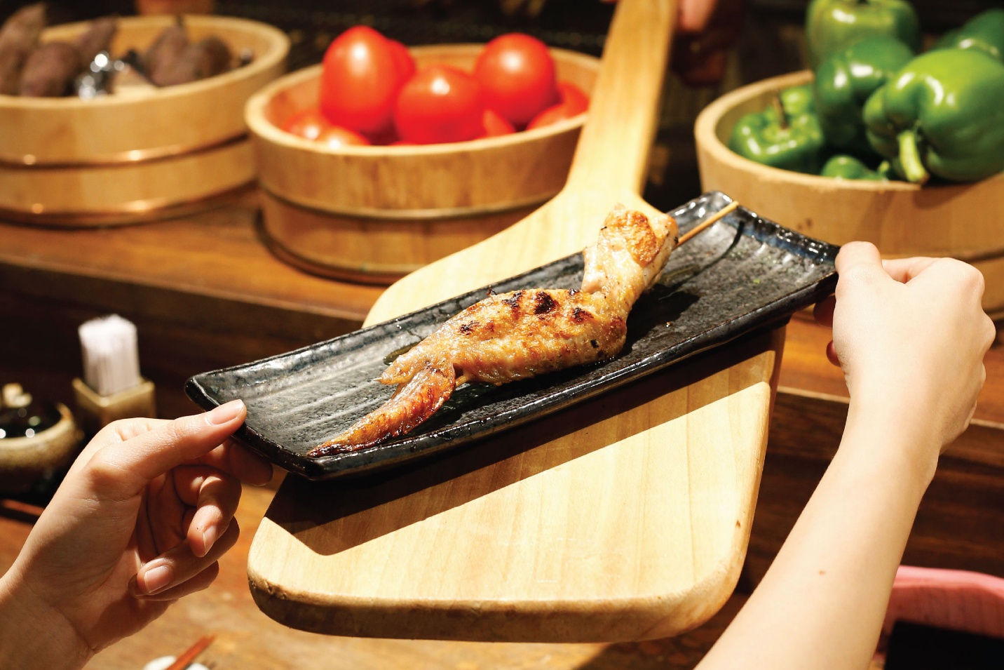 Shamoji Robata Yaki - Nhà hàng đúng điệu Nhật Bản bước ra từ phim ảnh