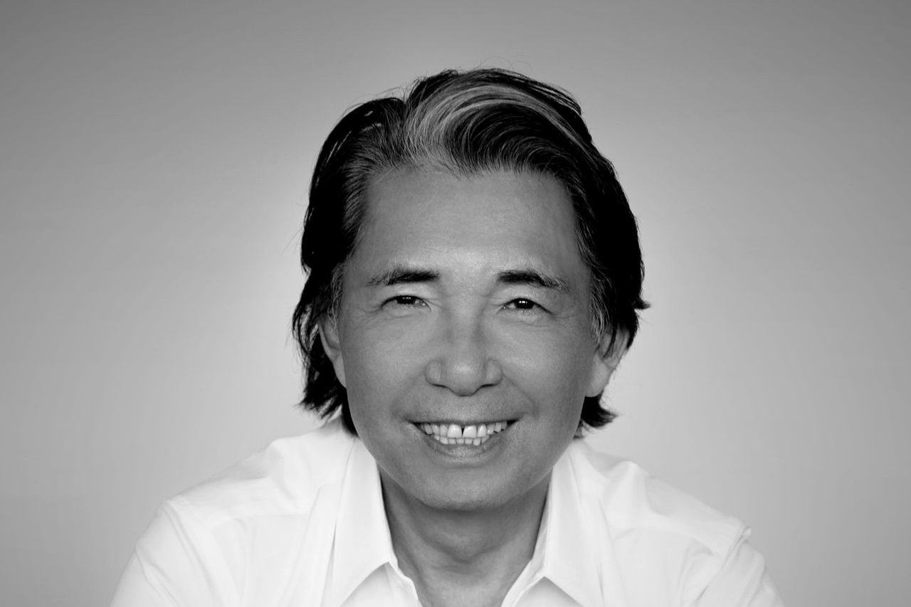 Kenzo - Từ giấc mộng Á đông đến thành trì giữa kinh đô thời trang thế giới