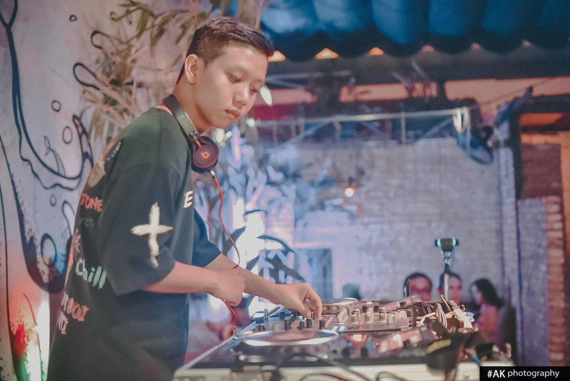 Dạ tiệc Halloween cùng DJ Hoàng Anh