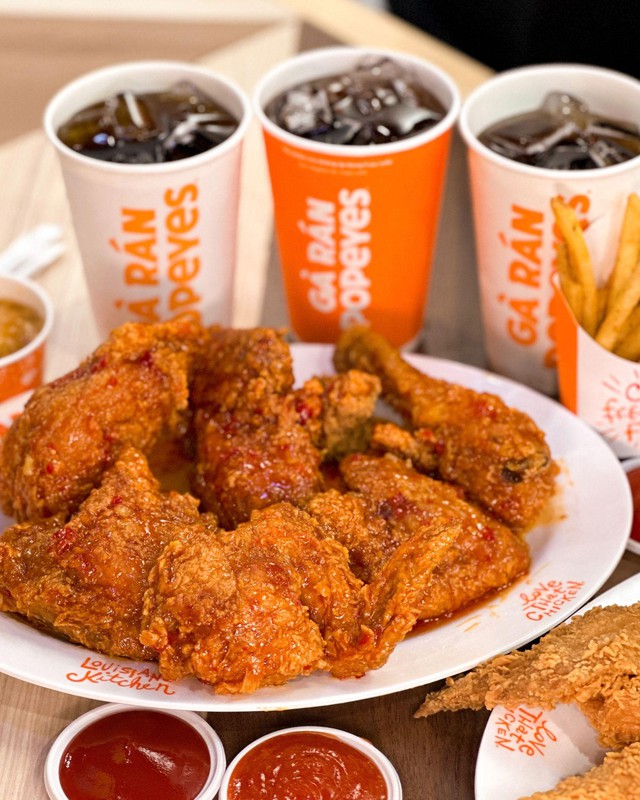 Linh đình sinh nhật ShopeeFood, Gà Rán Popeyes chiêu đãi nghìn deal độc ...