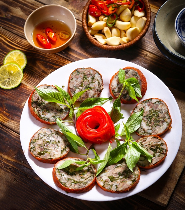 Nhà hàng khiến giám khảo Masterchef Gordon Ramsay mê mẩn tung set ngan ...